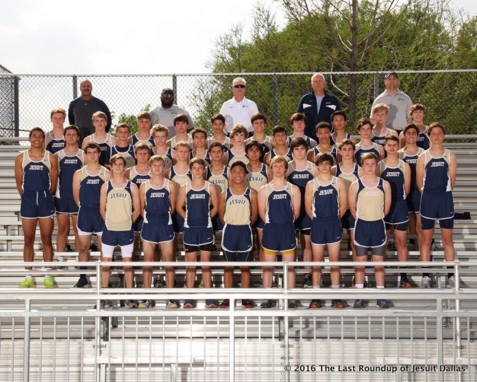 2015-2016 Jesuit Athletics Team Photos // The Roundup