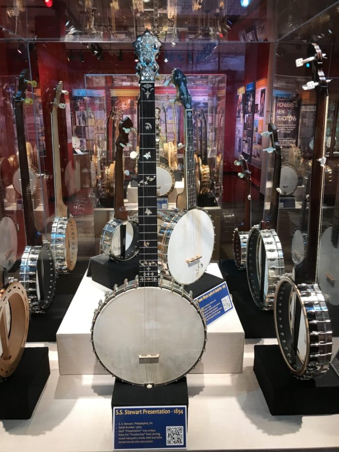 The Banjo: America's Instrument // The Roundup