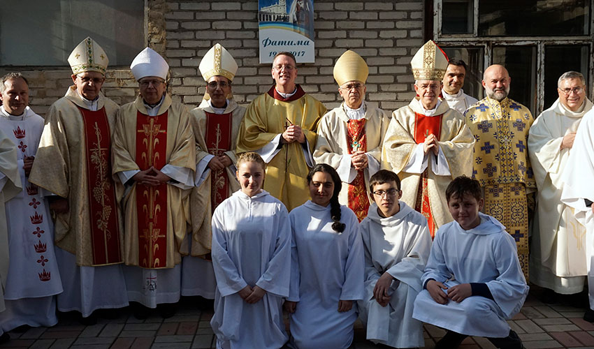 Jesuit Priest Profile: Fr. Anthony Corcoran | The Roundup