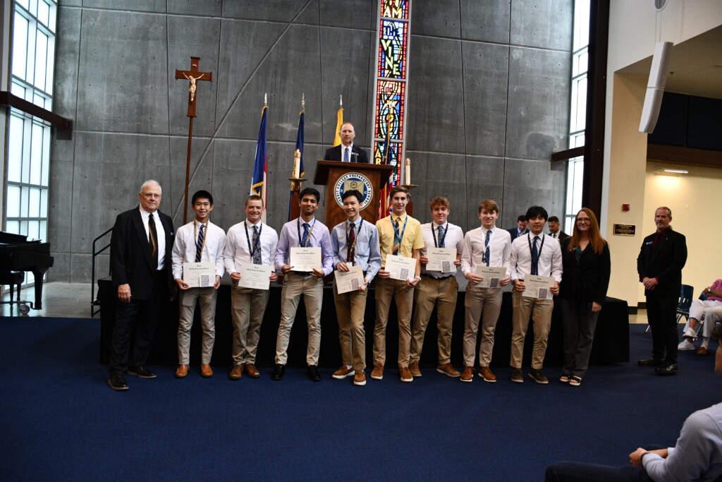 Jesuit Celebrates Underclassmen at Convocation // The Roundup