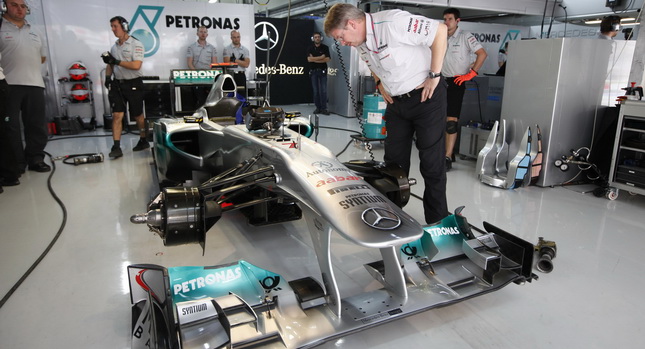 The Uncertain Future of the Mercedes F1 Team // The Roundup